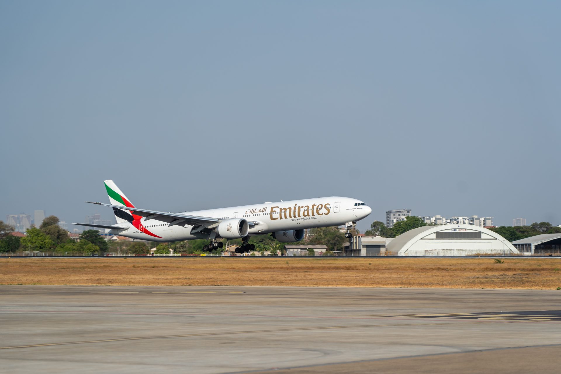 Emirates lands in Phnom Penh - TTR Weekly