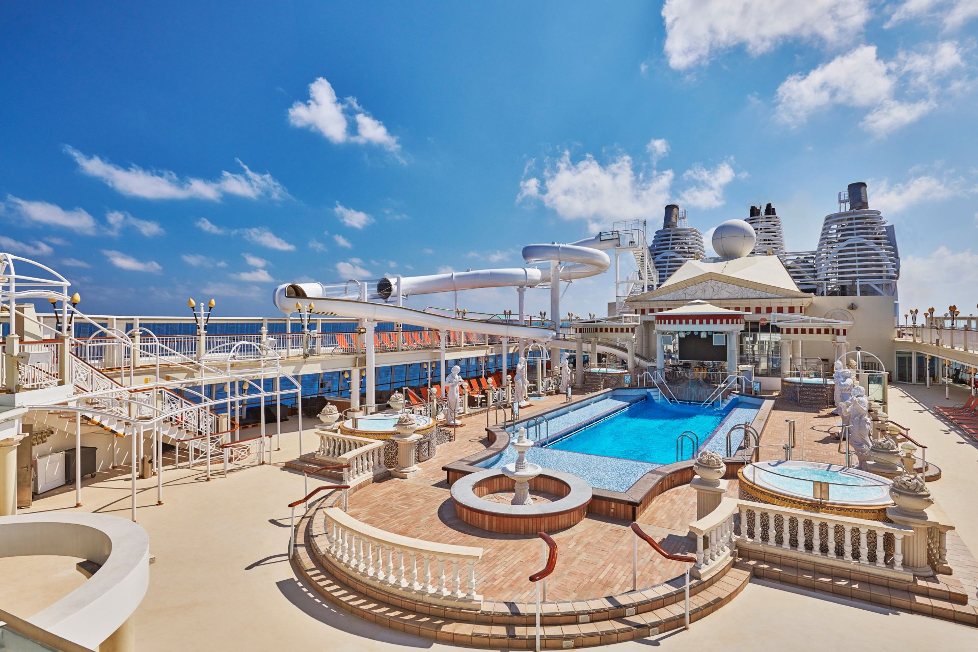 Resorts World One explores the Arabian Gulf - TTR Weekly